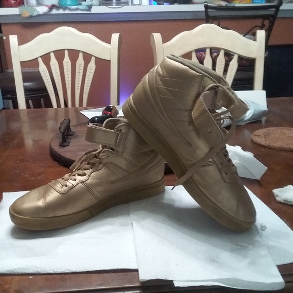 Fila | Shoes | Fila Vulc 3 Metallic Gold | Poshmark
